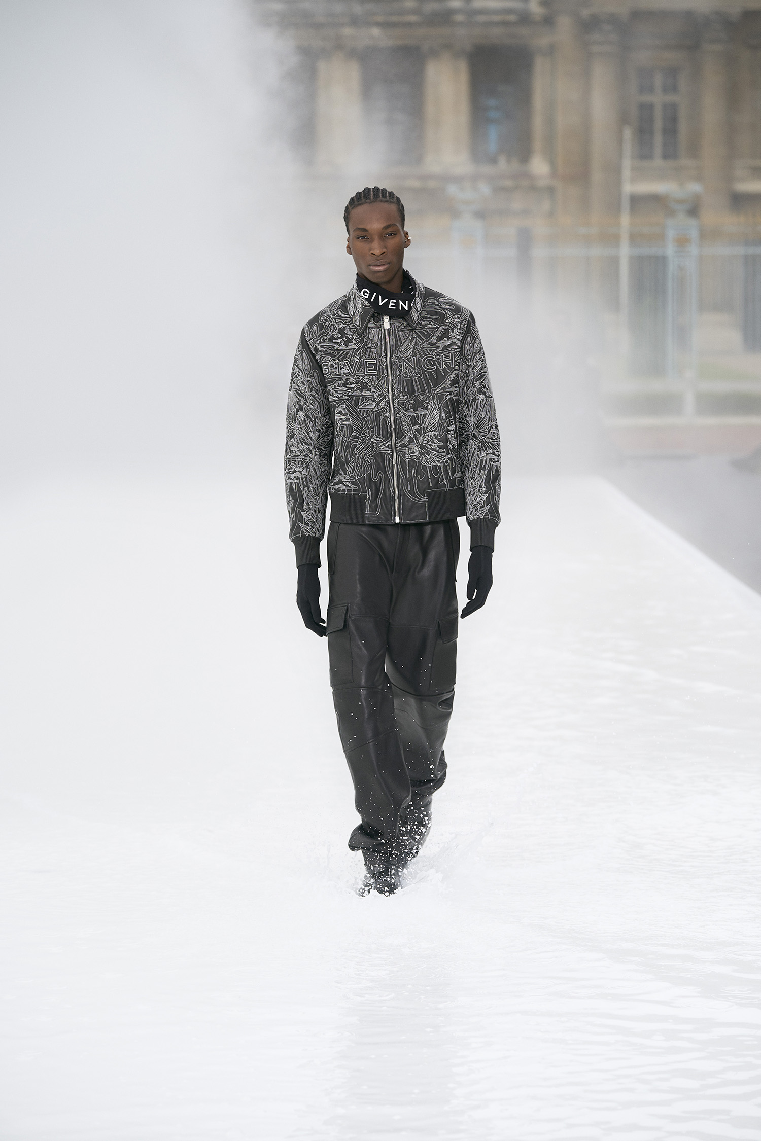 PFW SS23 GIVENCHY | SWAG HOMMES