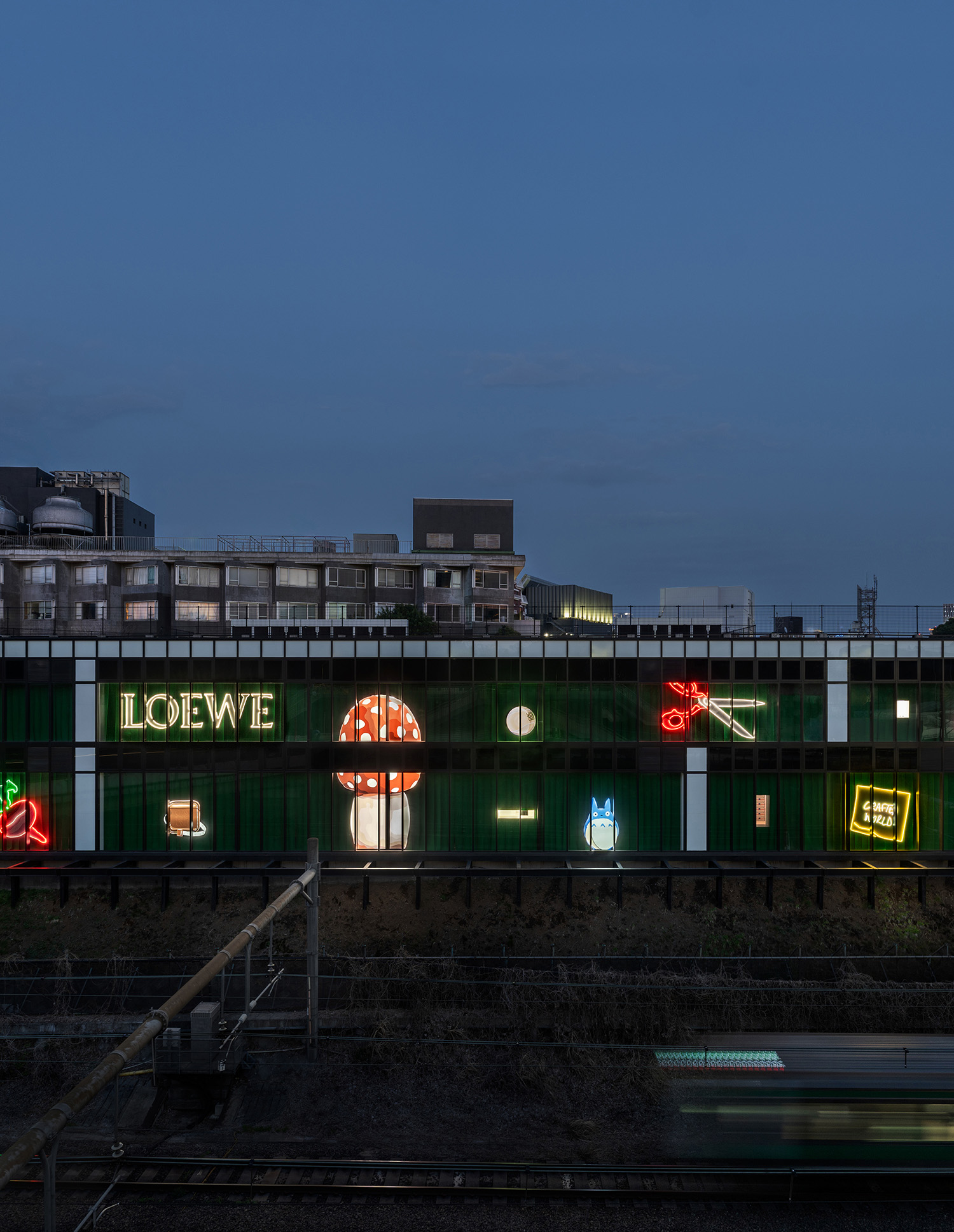 LOEWE CRAFTED WORLD TOKYO | SWAG HOMMES